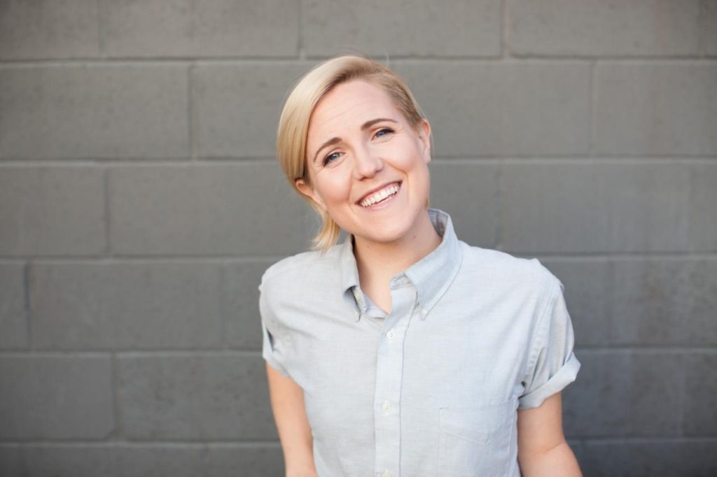 Hannah Hart Bio, Wiki Facts, Height, Weight, Age, Net Worth & Boyfriends